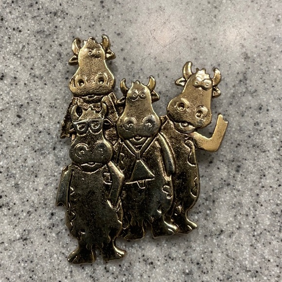 Jewelry | Vintage Cow Pin | Poshmark